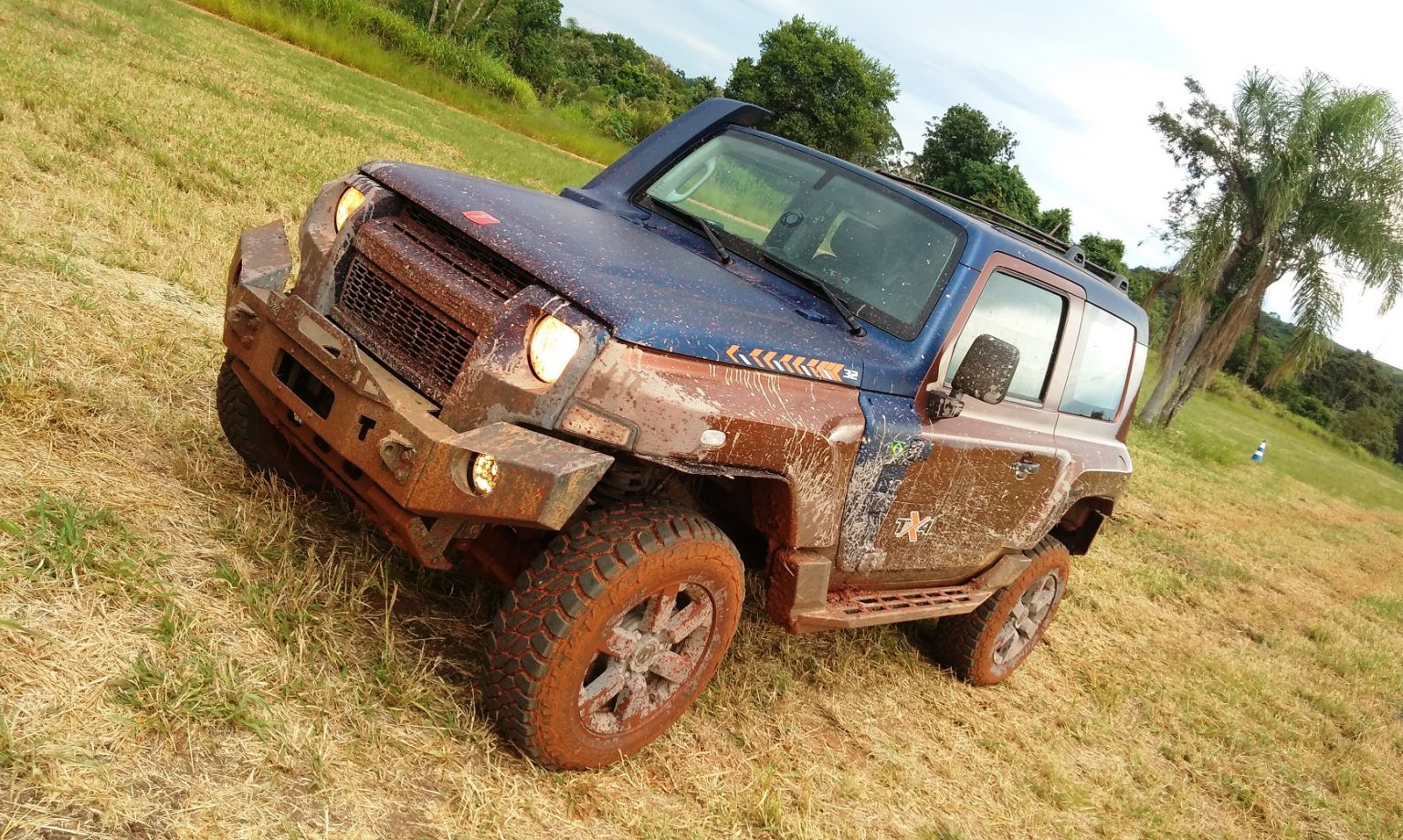 Novo Troller TX4 traz câmbio automático e visual exclusivo - Auto+ TV