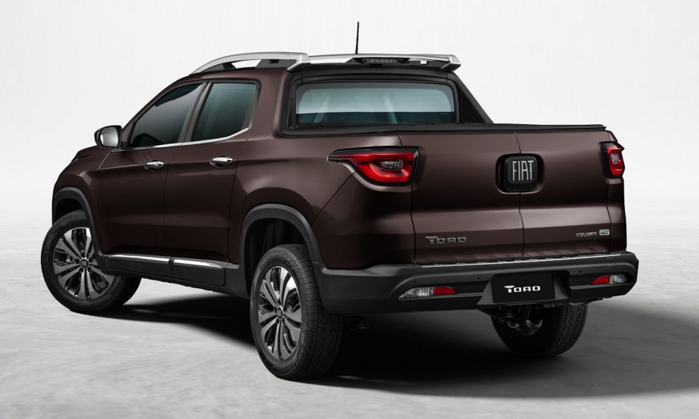 Fiat já vendeu 300 mil Toro no Brasil e se consagra rainha do segmento