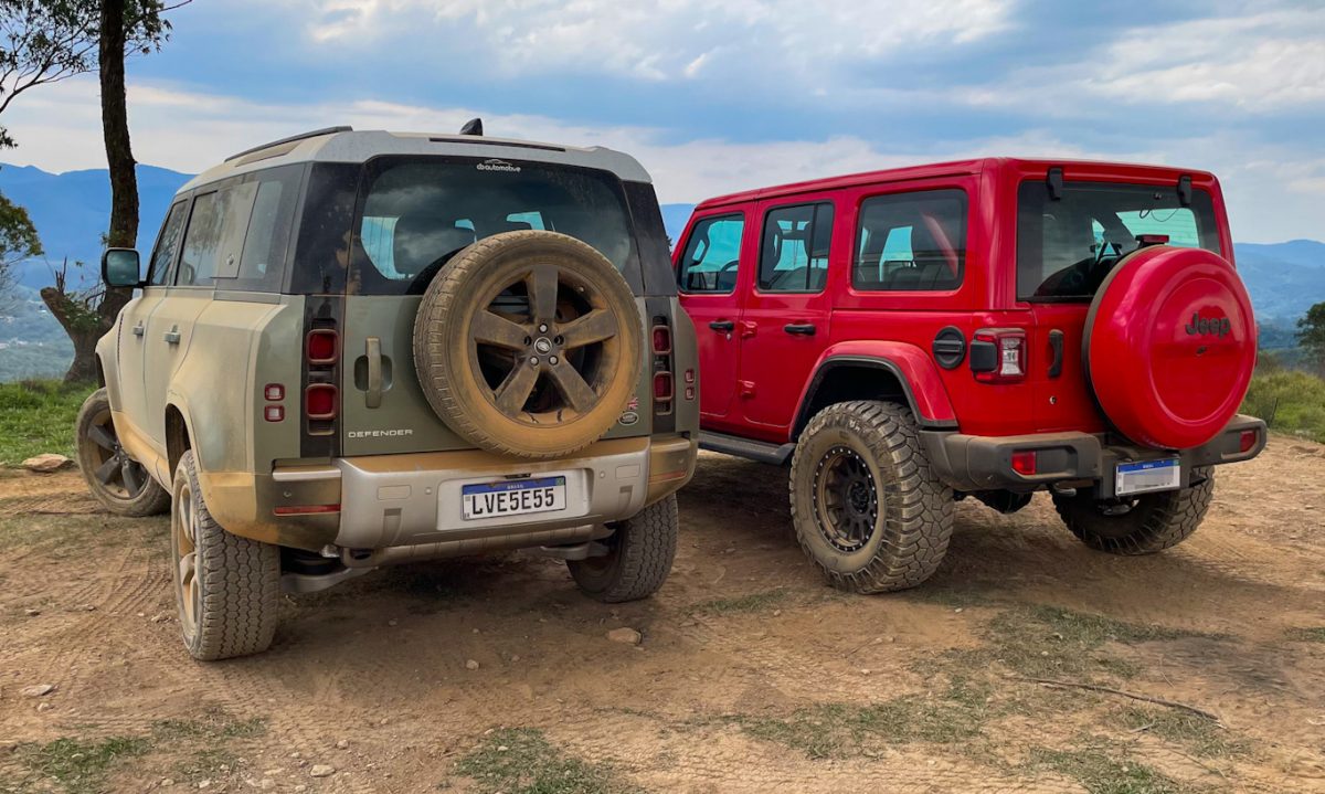 Jeep Wrangler vs. Land Rover Defender: os clássicos 4x4 | Comparativo