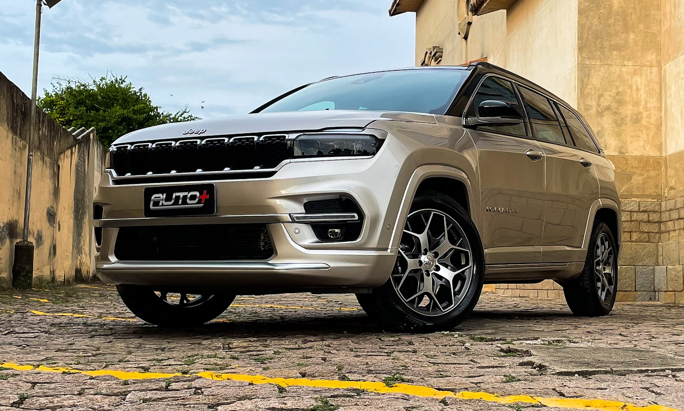 Jeep Commander flex: é mais e menos que o irmão Compass | Avaliação