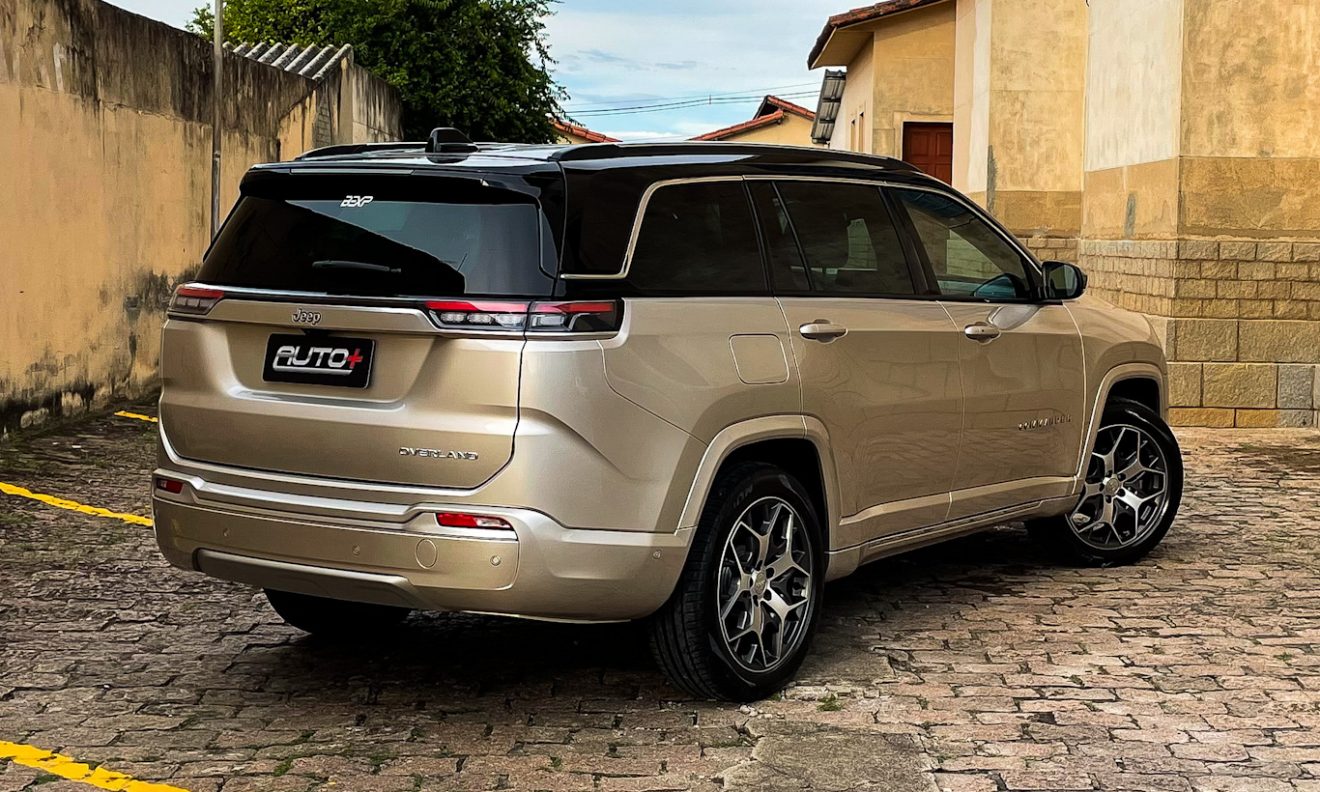 Jeep Commander flex: é mais e menos que o irmão Compass | Avaliação