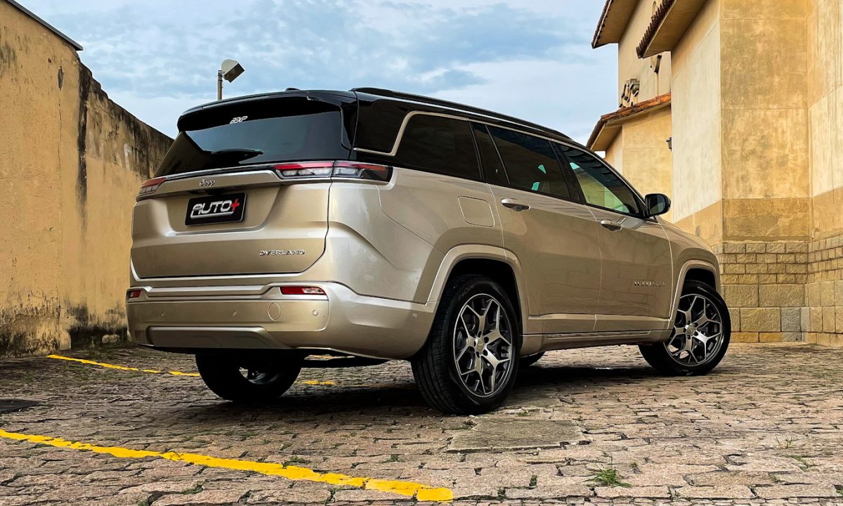 Jeep Commander flex: é mais e menos que o irmão Compass | Avaliação