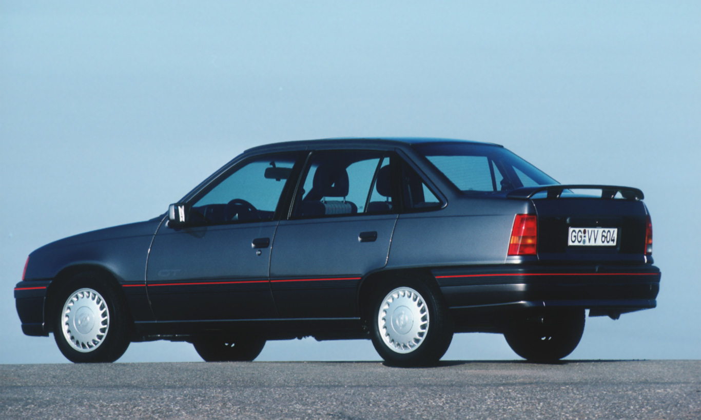 opel_kadett_gt_sedan_78_edited - Auto+ TV