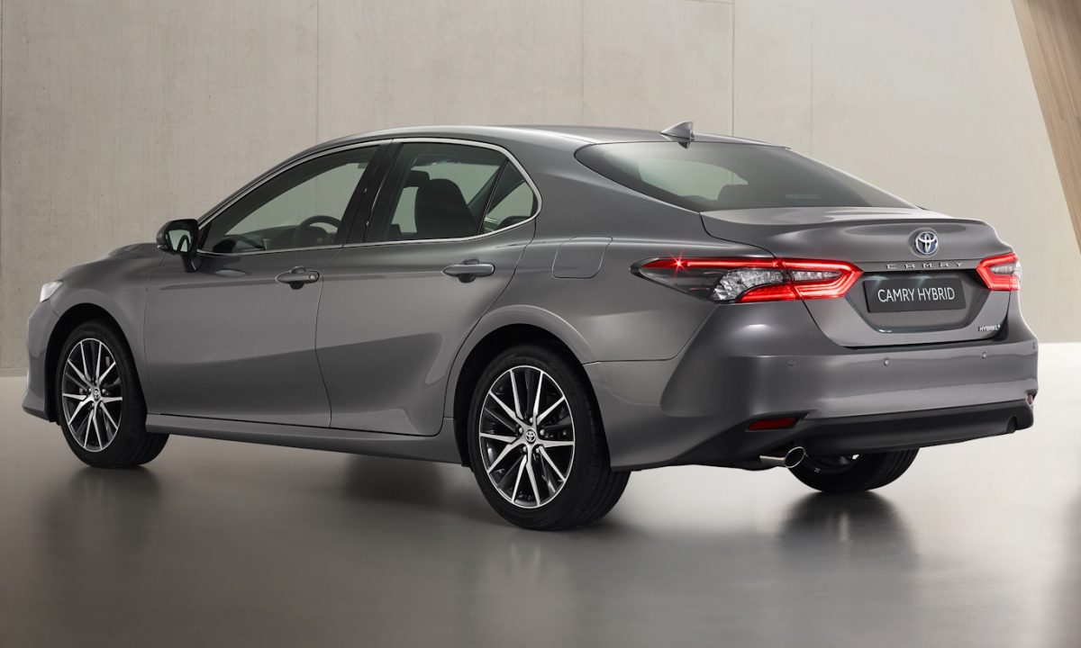Exclusivo: Toyota Camry volta ao Brasil por R$ 331.790 - Auto+ TV