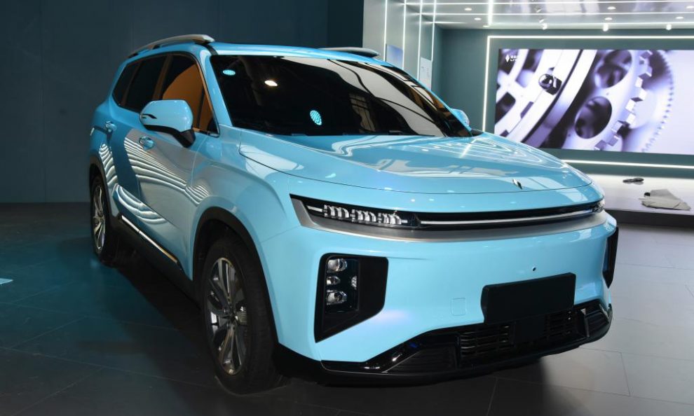 Lifan volta da catacumba como Livan e agora é parte do grupo da Volvo