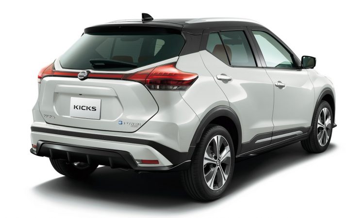 Nissan Kicks 4x4 híbrido estreia com direito a toque de Brasil
