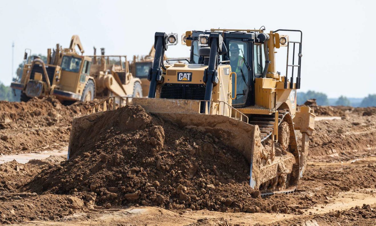 ford-blue-oval-city-construction_edited - Automais