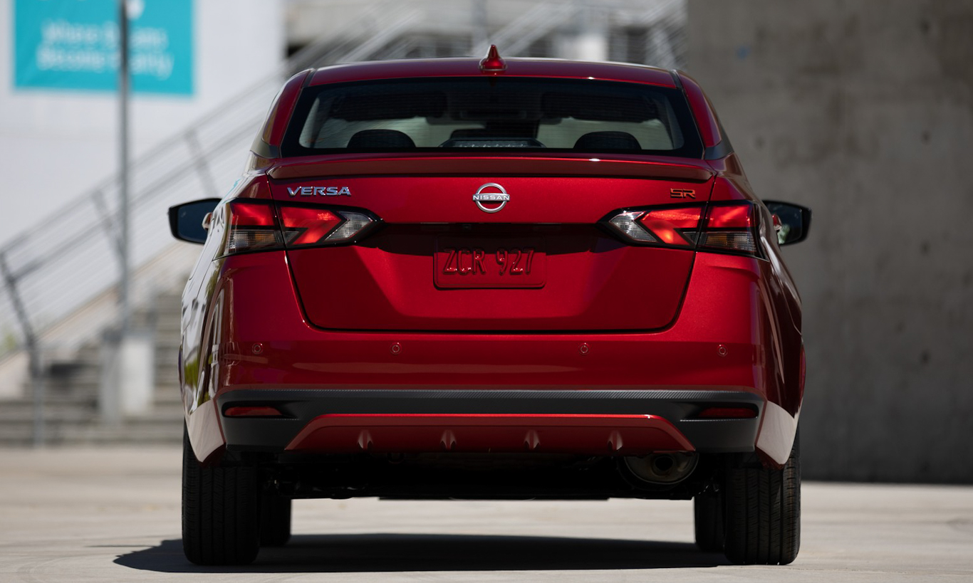 Nissan Versa 2023 estreia com novo visual e ACC - Auto+ TV