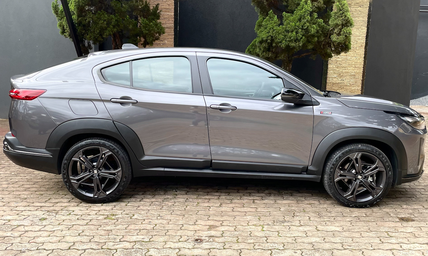 Fastback é exatamente do que Brasil e Fiat almejam | Avaliação