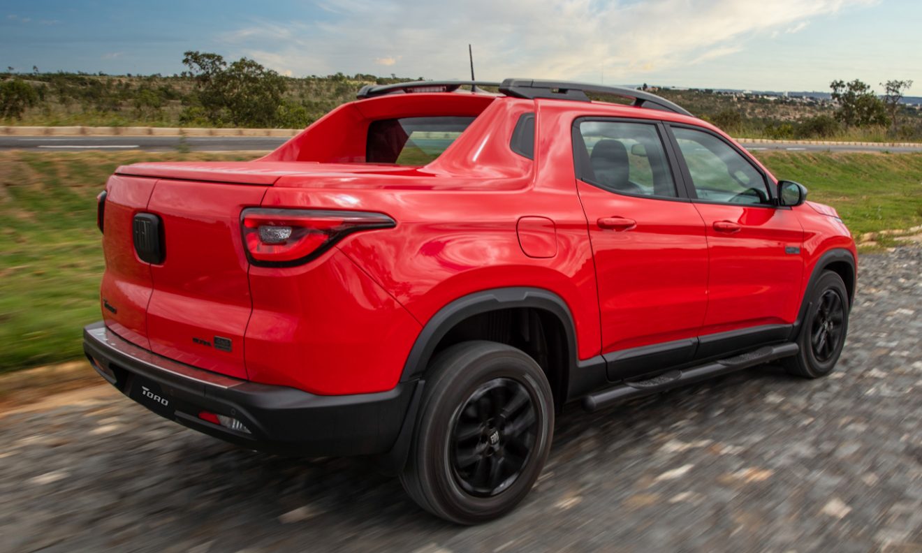Fiat Toro 2023 perde uma versão diesel, encarece e ganha itens