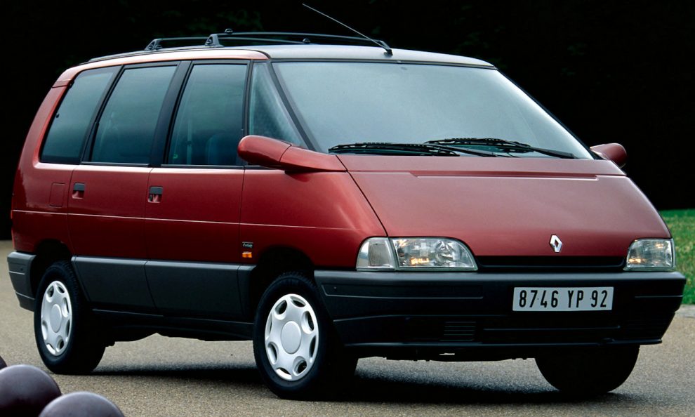 Renault transformará mais uma minivan em SUV este ano