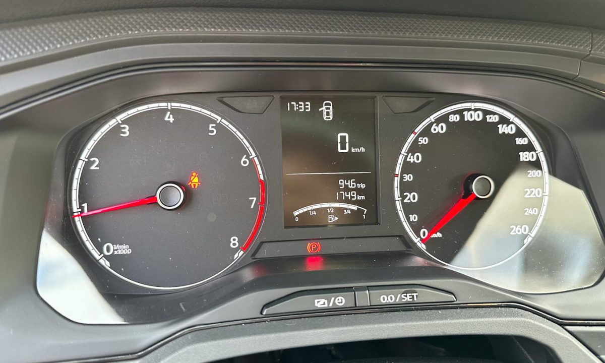 Polo Track é o carro que ninguém comprará querendo | Avaliação