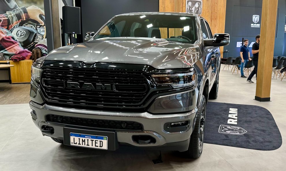 RAM 1500 Limited é outro patamar de luxo | Impressões
