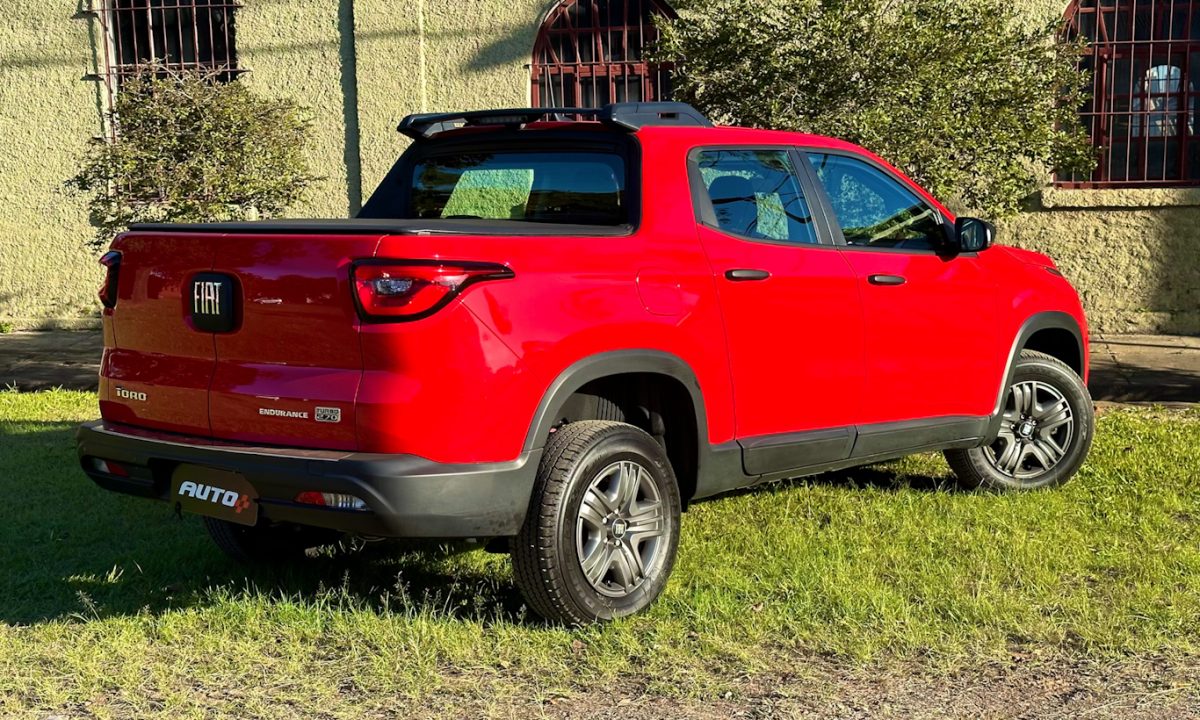Fiat Toro Endurance só fica devendo firulas | Avaliação - Auto+ TV