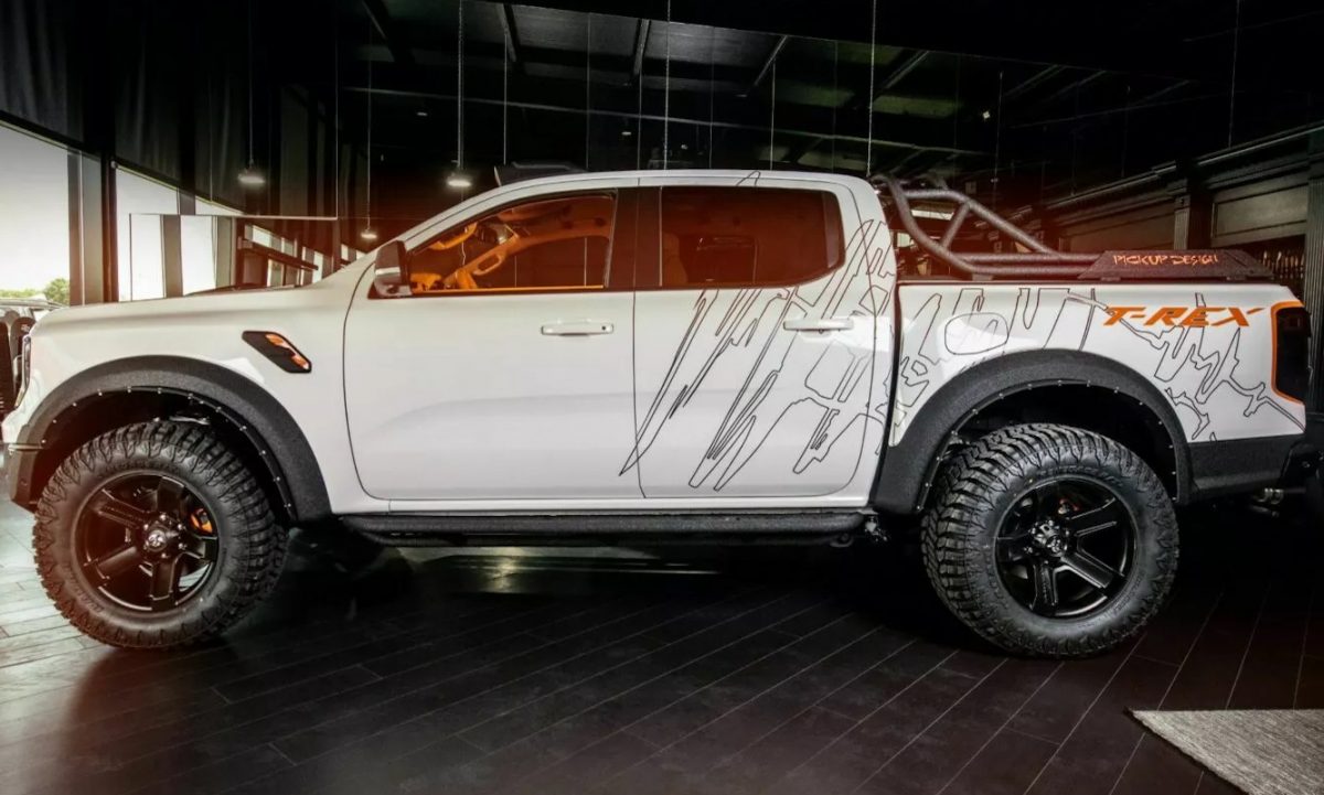 Ford Ranger Raptor T-Rex ganha interior bizarro em modificação - Auto+ TV