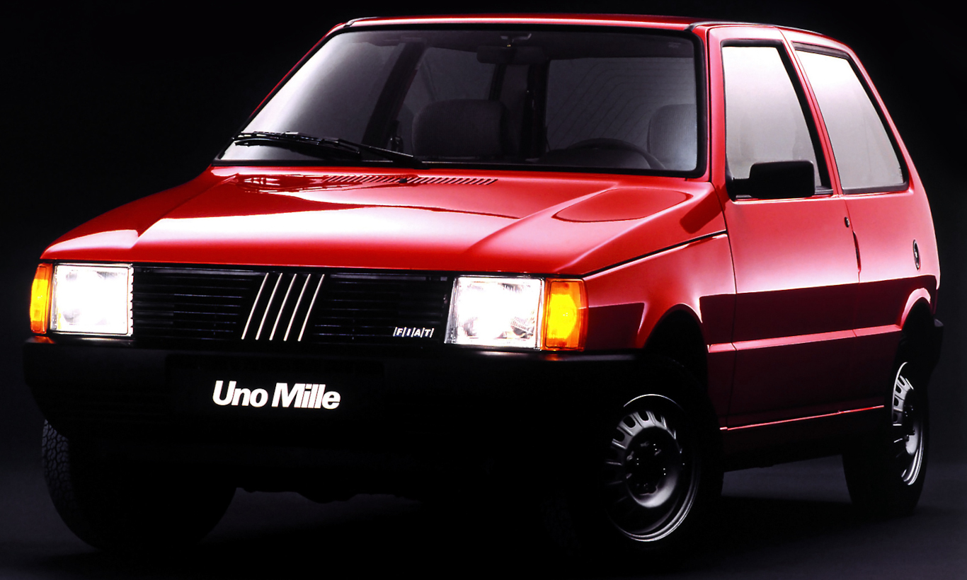 Fiat Uno completa 42 anos de história no Brasil como um ícone imortal