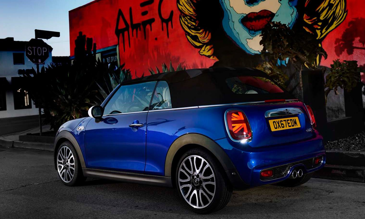 Larissa Manoela já teve Mini Cooper rosa personalizado - Auto+ TV