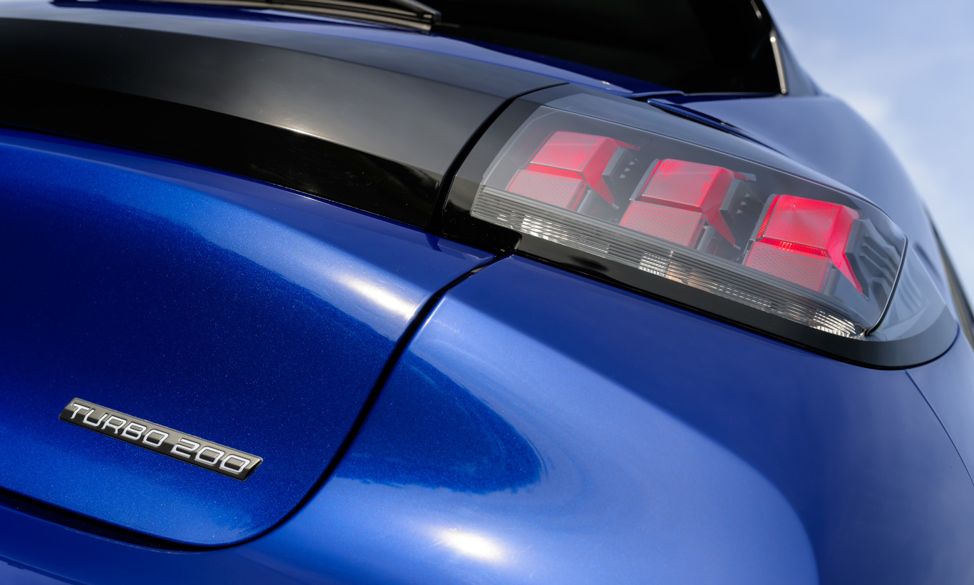 Peugeot 208 turbo é lançado por menos de R$ 100 mil - Auto+ TV