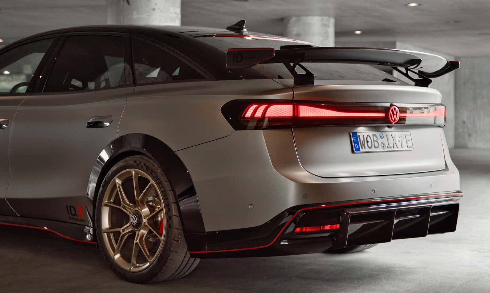 VW ID.X Performance é o Tesla Model 3 Performance que nunca existiu ...