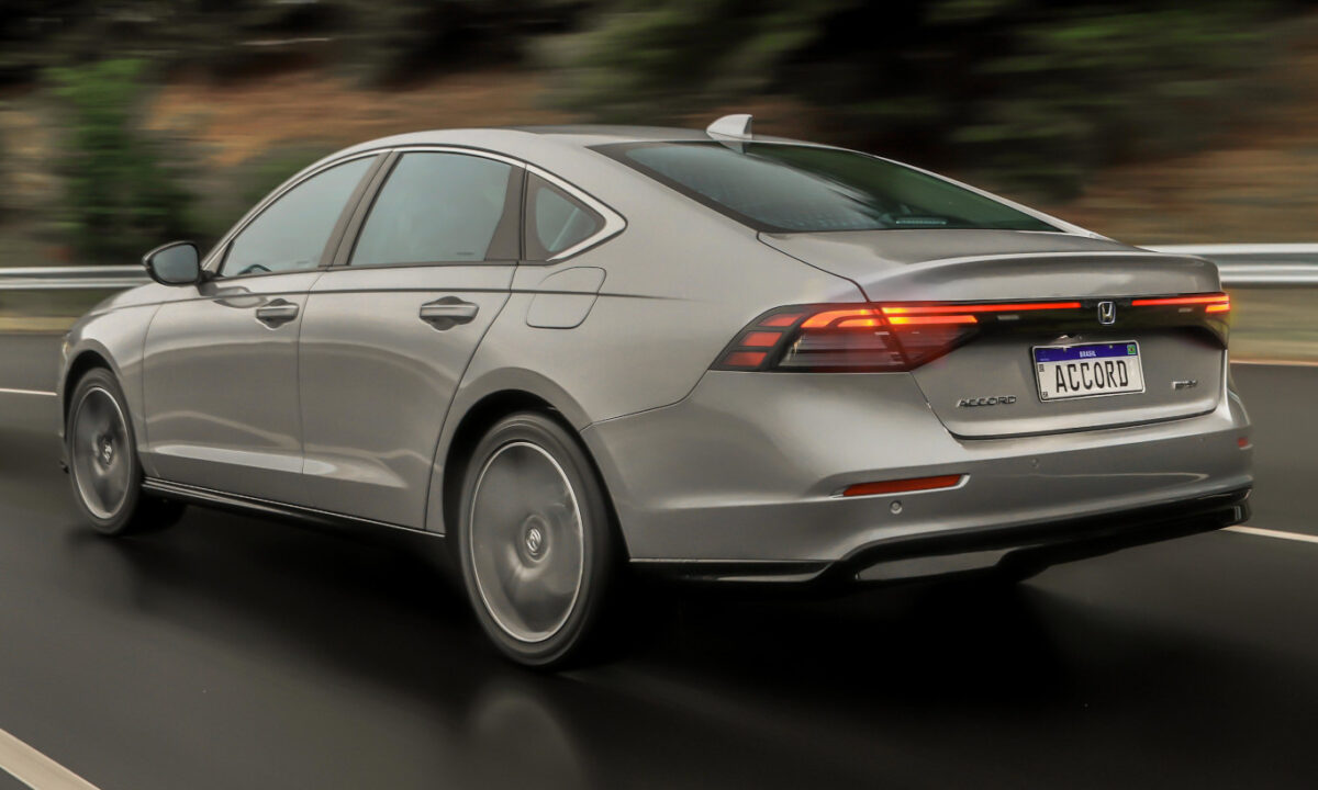 Accord bebe pouco, mas vale o preço? | Impressões - Auto+ TV