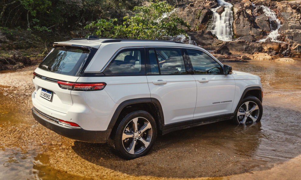 Grand Cherokee: o ícone dos anos 1990, eletrificado | Impressões - Auto+ TV