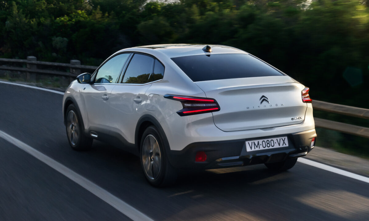 Citroën C3 X: SUV cupê que vem ao Brasil tem interior revelado em flagra