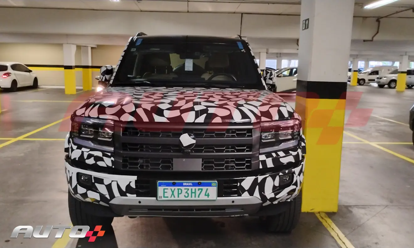 Flagra: Denza B5, o SUV de luxo da BYD, já roda no Brasil